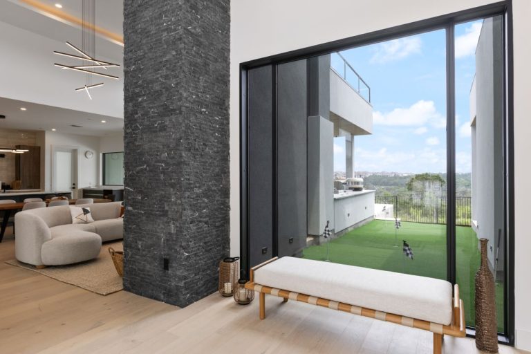 Bee Cave - Build Native